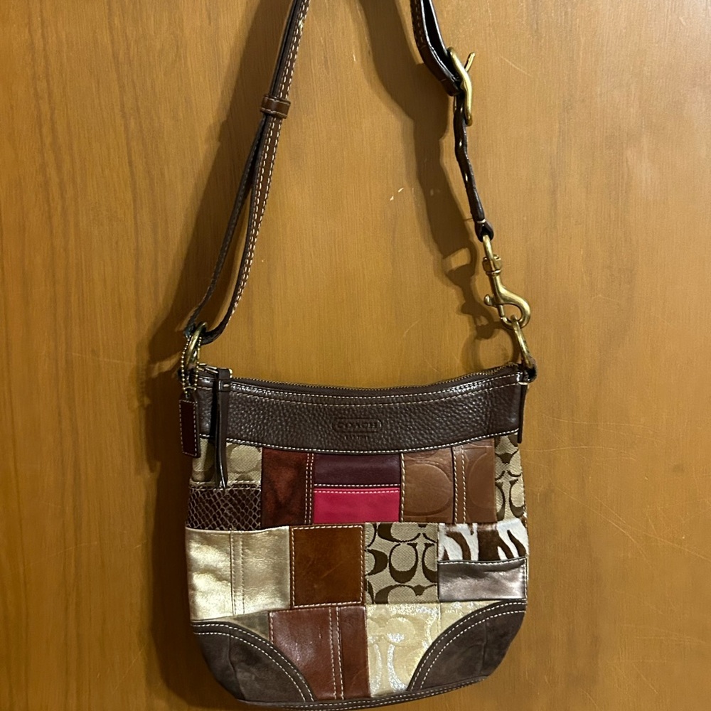 Coach Signature Patchwork Limited Edition Shoulder Ba… - Gem